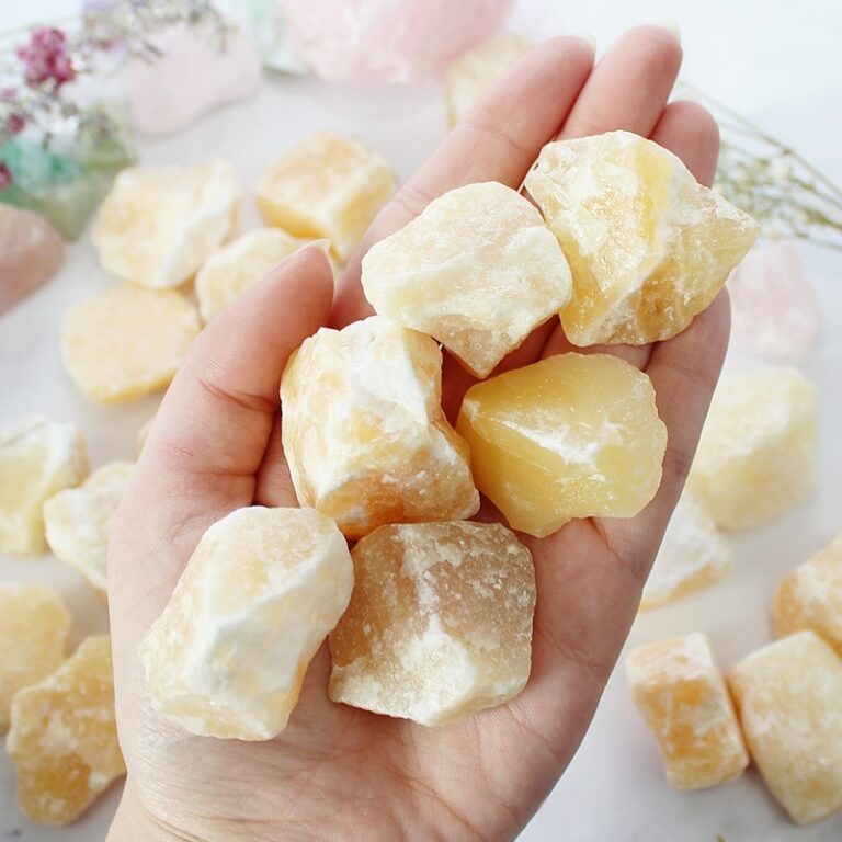 Kalcyt żółty surowa bryłka 3-4cm Meksyk - Artsento